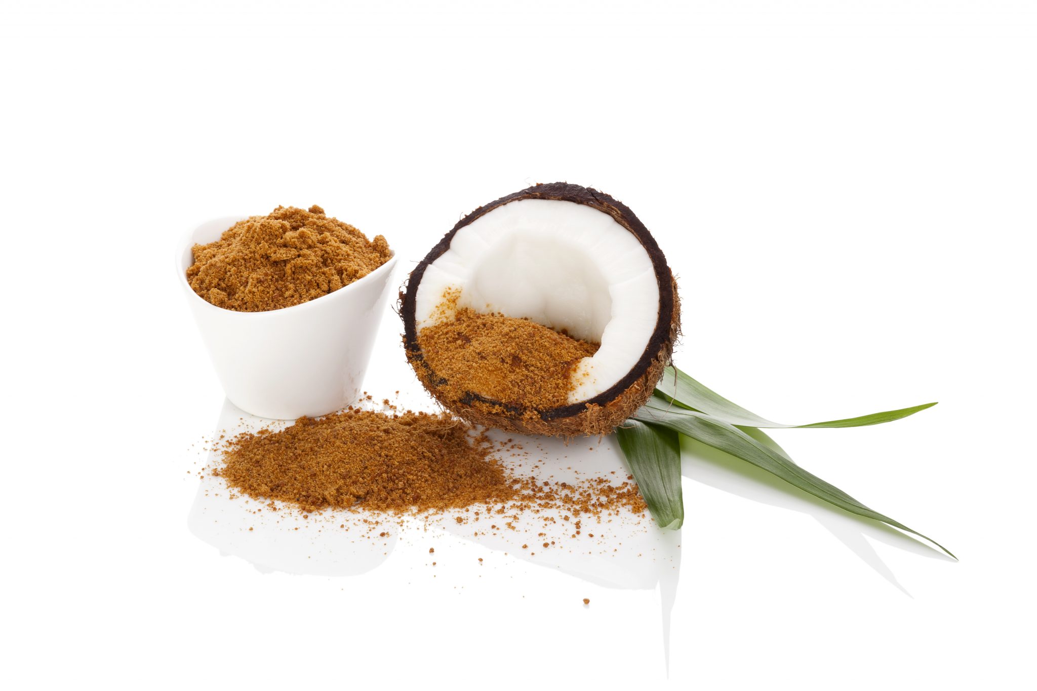 Açúcar de coco: conheça os benefícios, origem e como usar